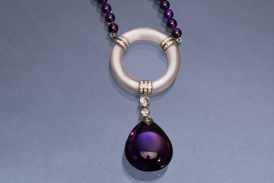 Chic Necklaces - Pat Saling Collection